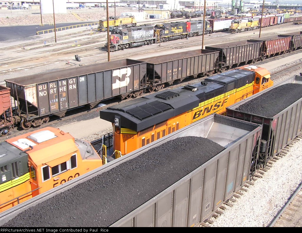 BNSF 7535